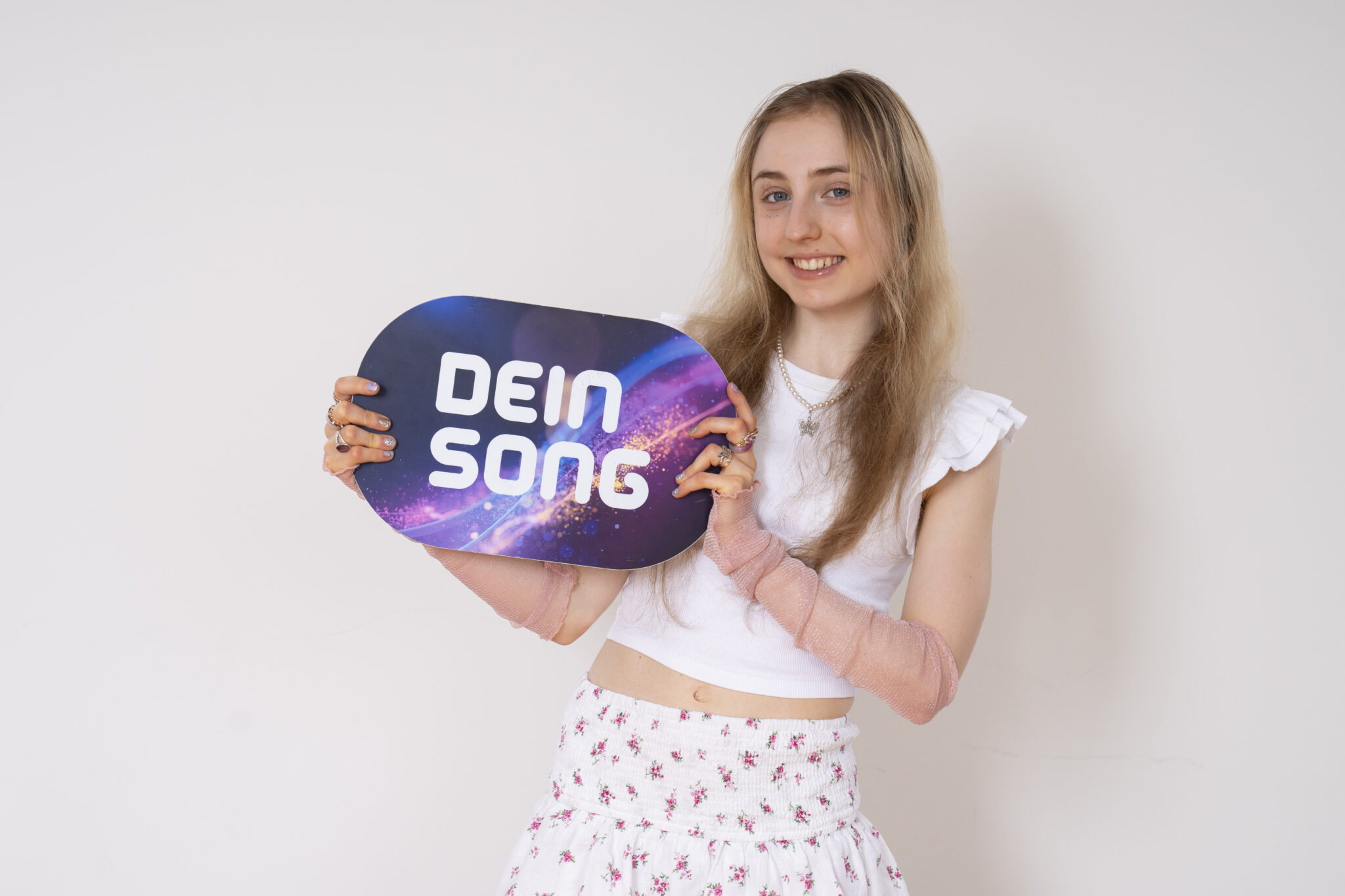 Interview mit Emily von „Dein Song“ 2025 – Leos Universum