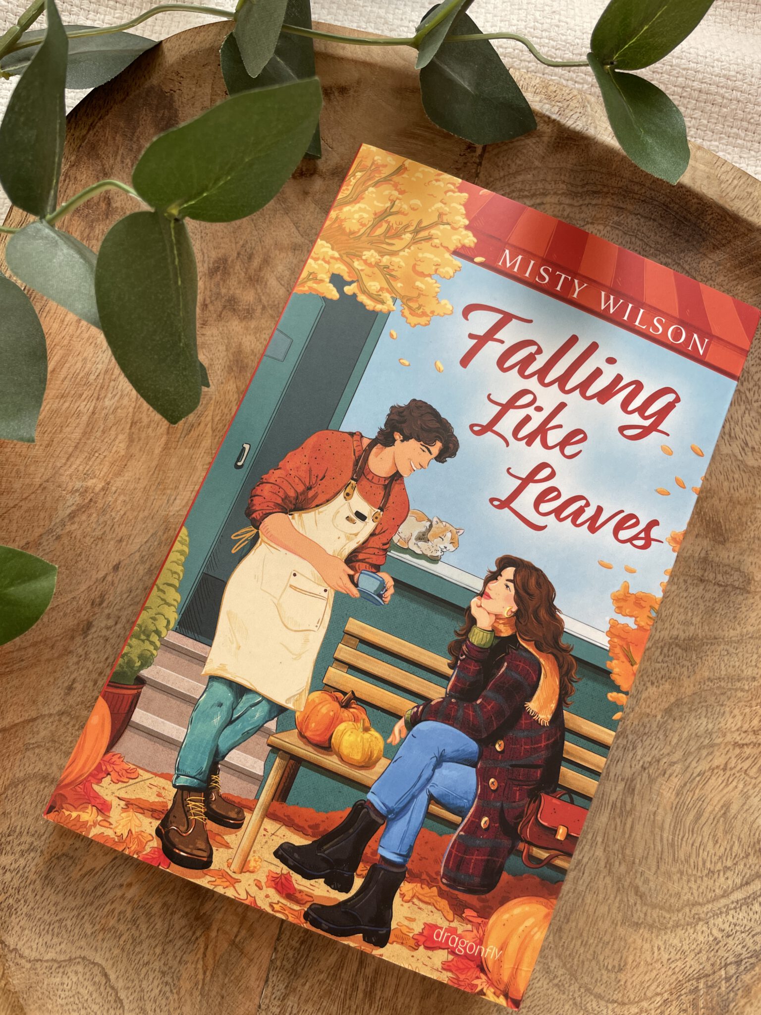 {Rezension} Falling Like Leaves – Leos Universum